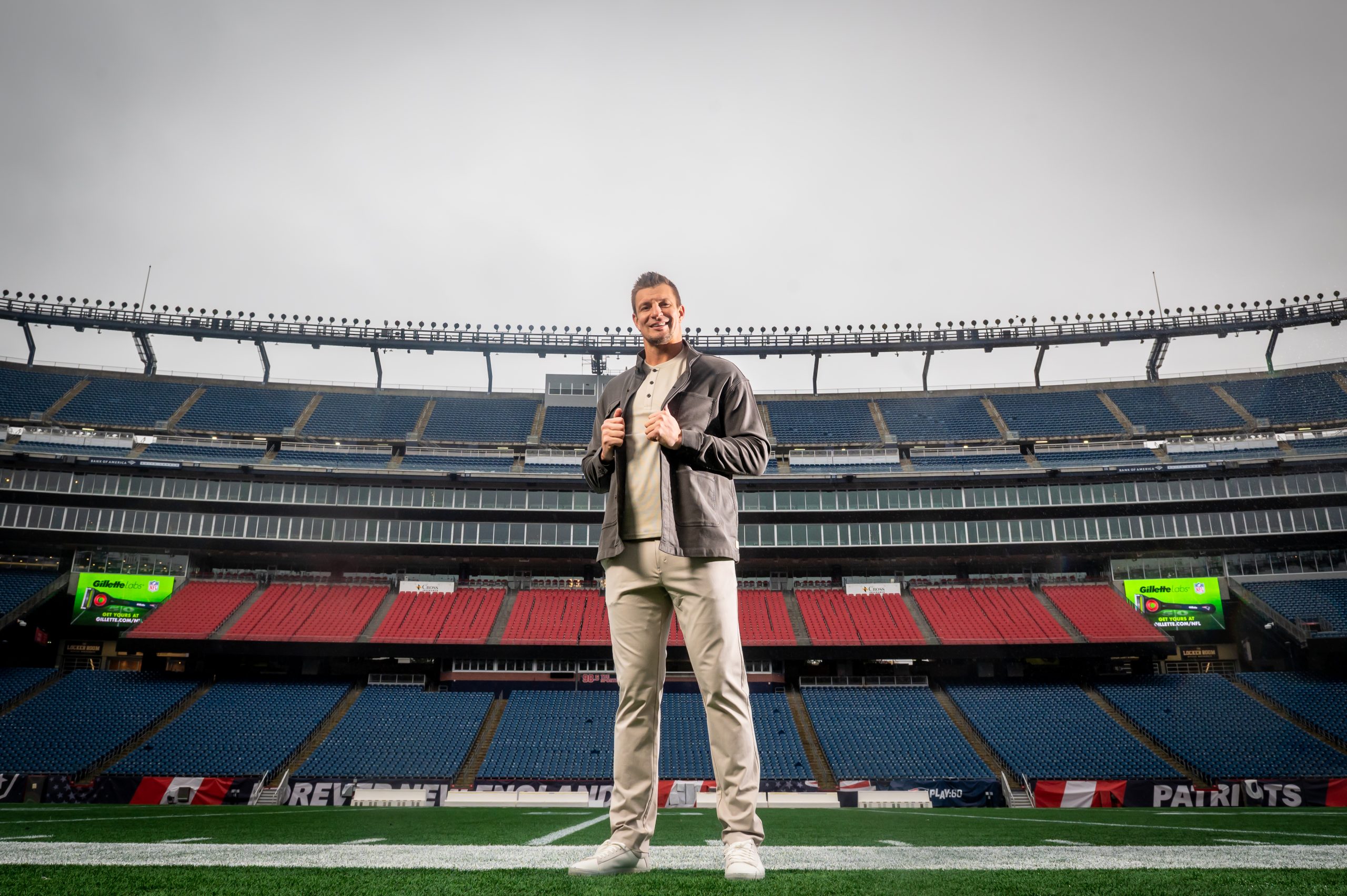 FAB FIVE: Gronk's Four Guests at a Boston LEGENDS Dinner | BostonMan ...