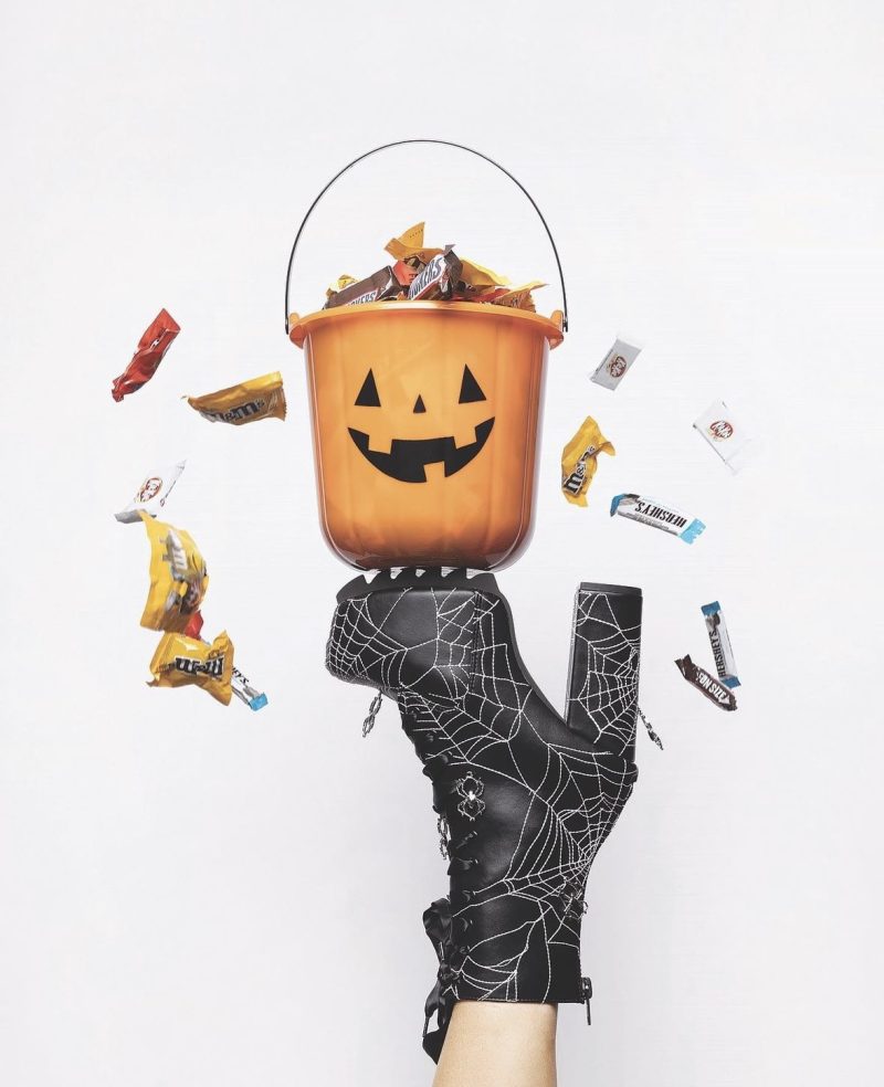 Stitching History: Yolanda Cellucci's Glamorous Trailblazing Fashion ...